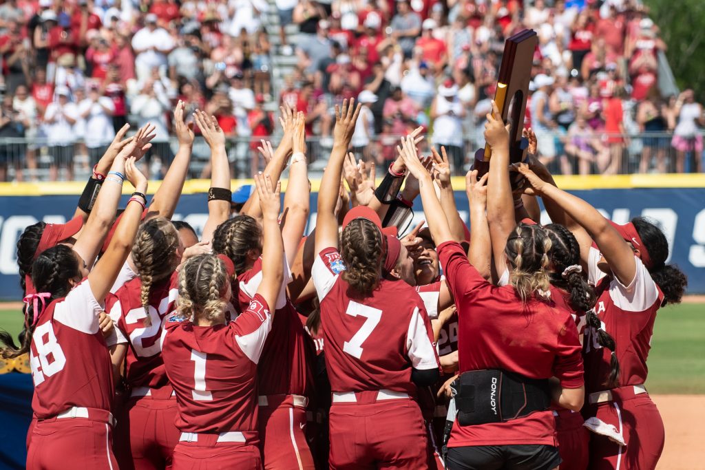 2021 NCAA Women’s College World Series – Softball History USA